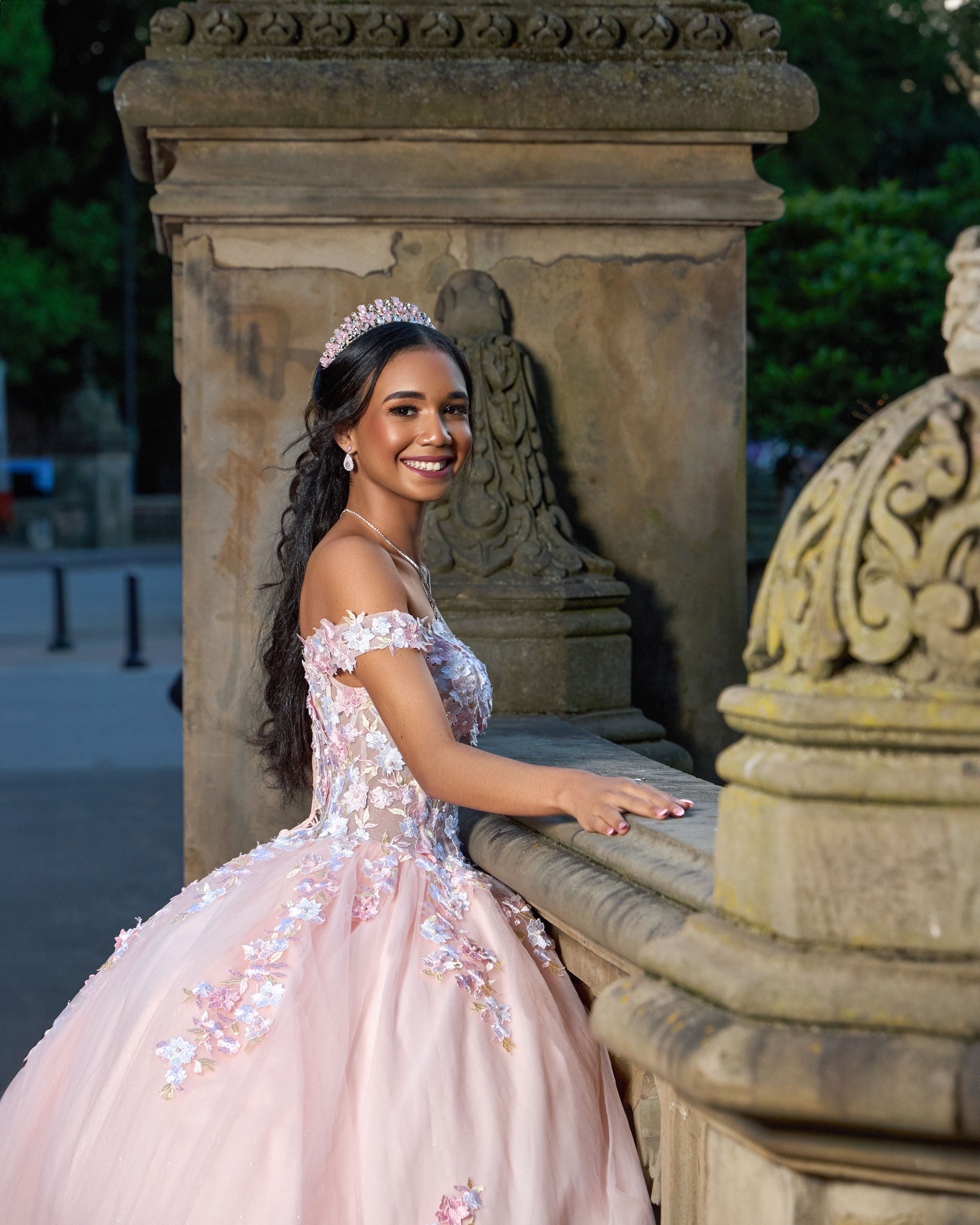 15/16 Sweet Birthday Photoshoot Outside – Mells Magic Studio